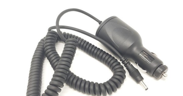 Ingenico Move 5000 car charger